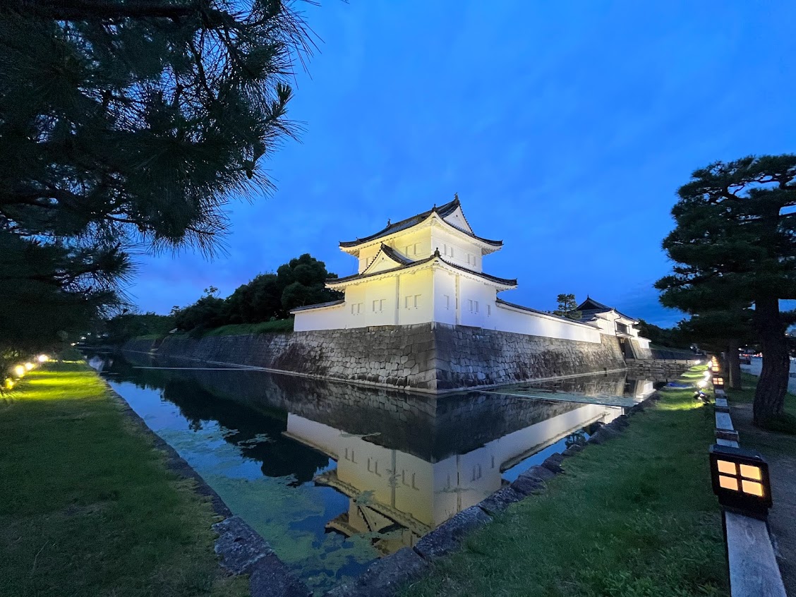 世界文化遺産「二条城」南、頓挫したホテル計画跡地に『三井不動産レジデンシャル』登場!!【kyoto1192】 | スムラボ